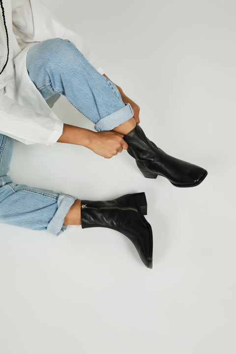 TOUR LEATHER BOOT – Intentionally Blank