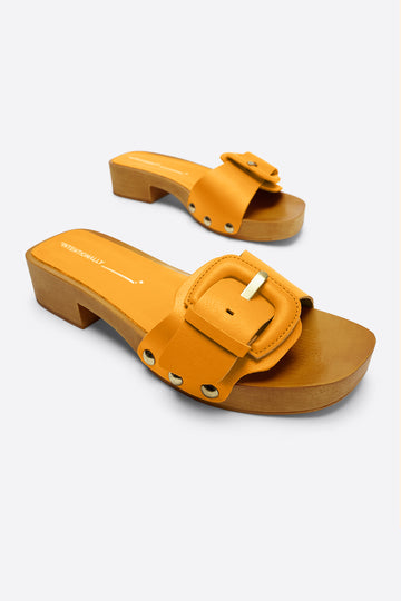 Clogs – Intentionally Blank