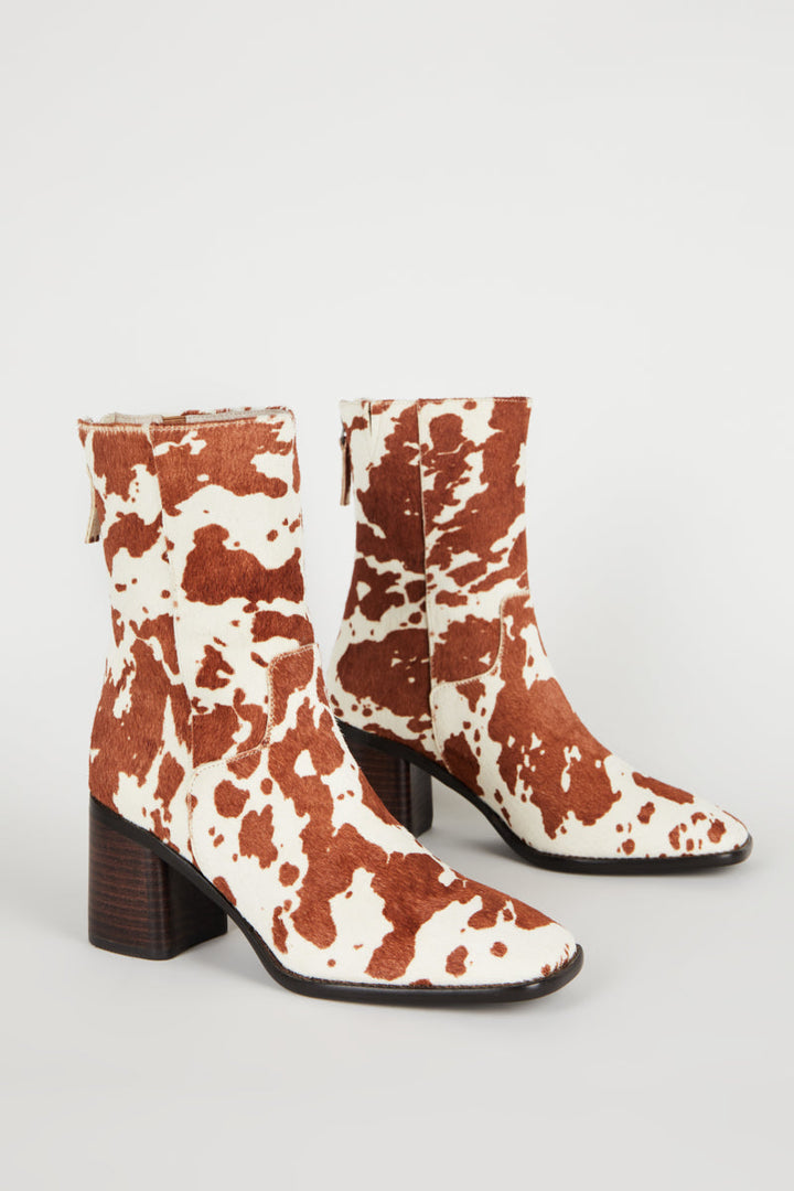Boots – Intentionally Blank