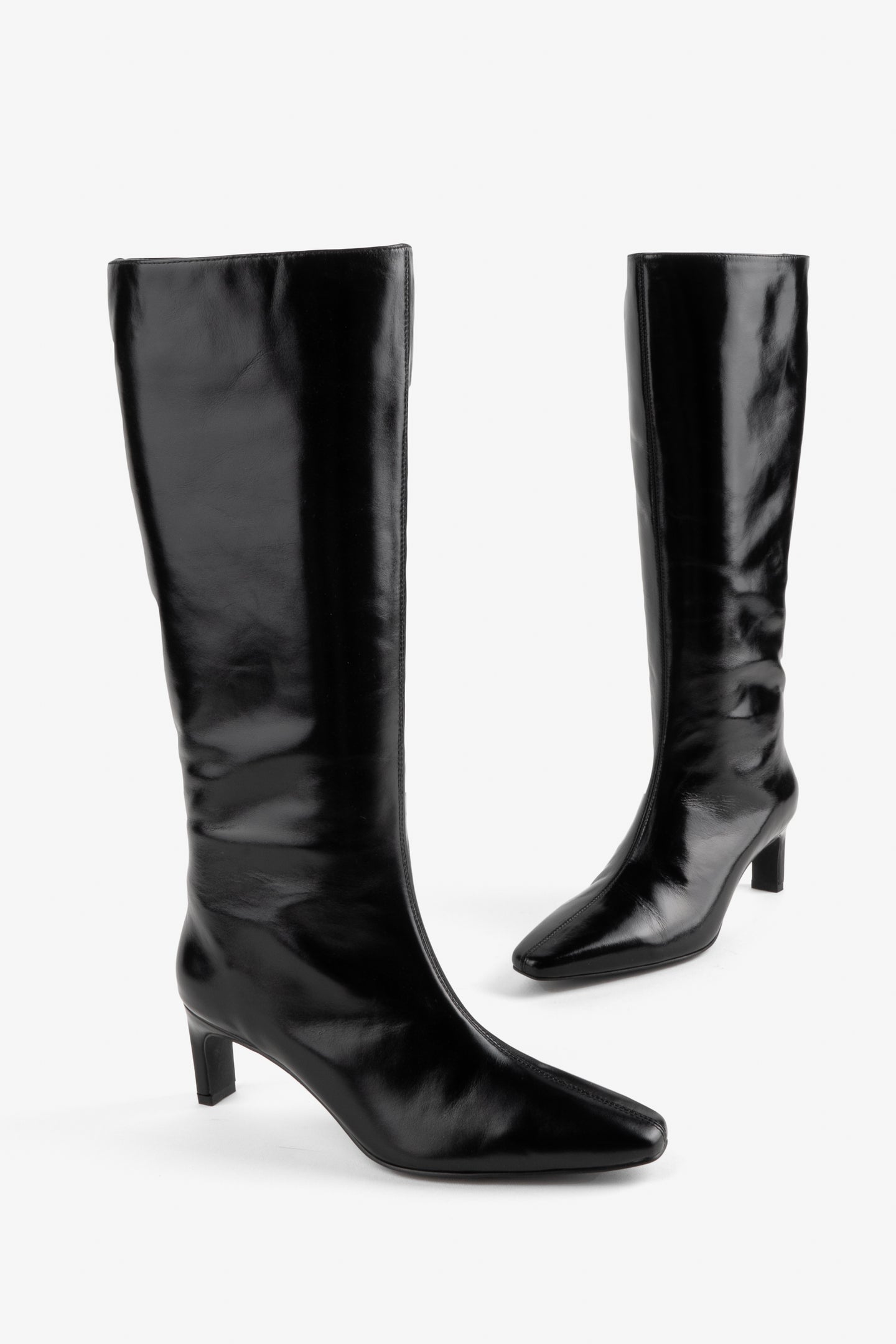 Boots – Intentionally Blank