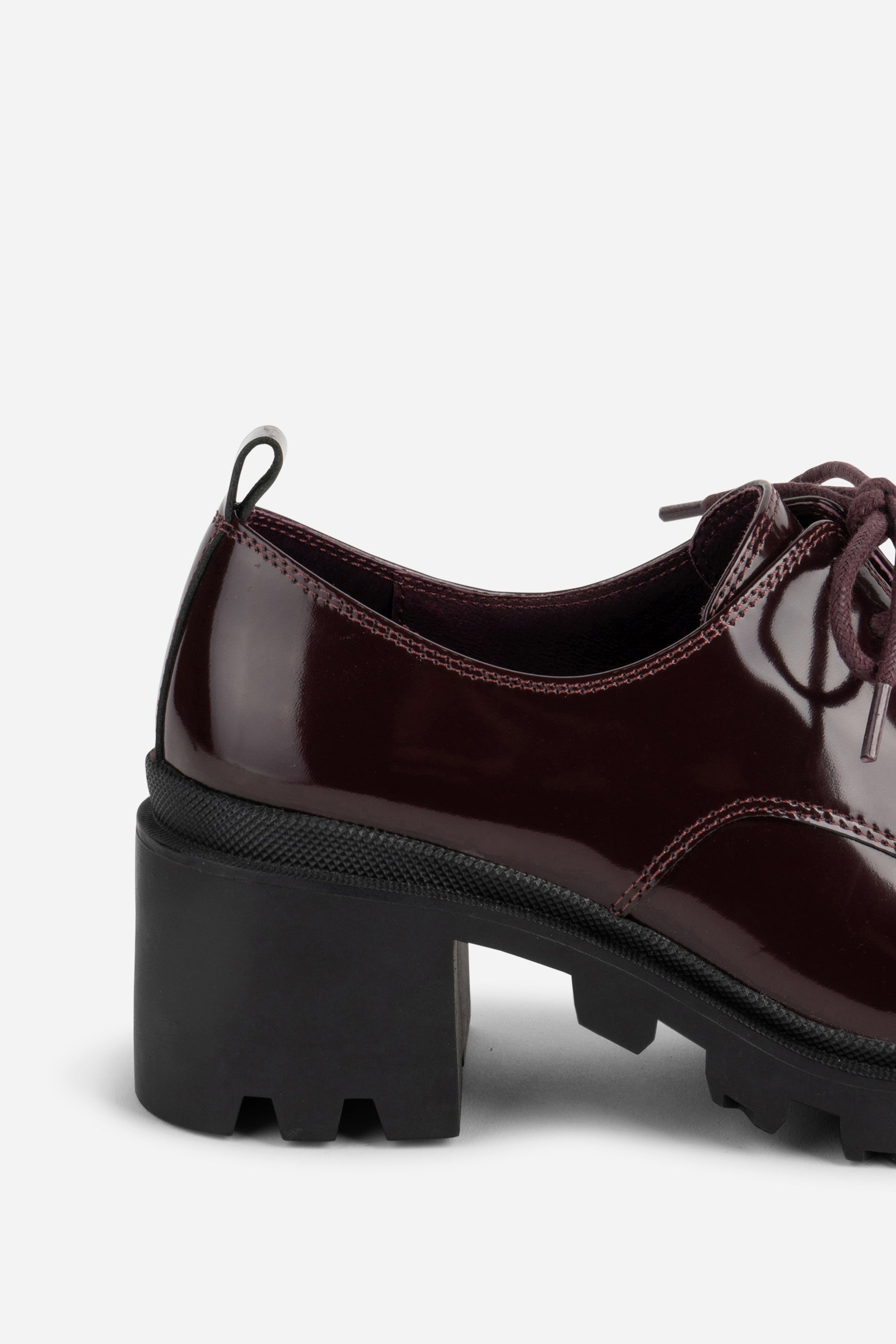 STREETER HEELED OXFORD – Intentionally Blank