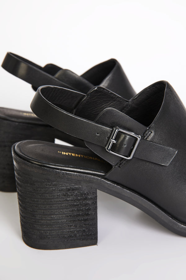 HONCHO MULE BLACK SOLE – Intentionally Blank
