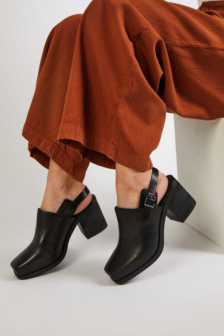 Mules – Intentionally Blank
